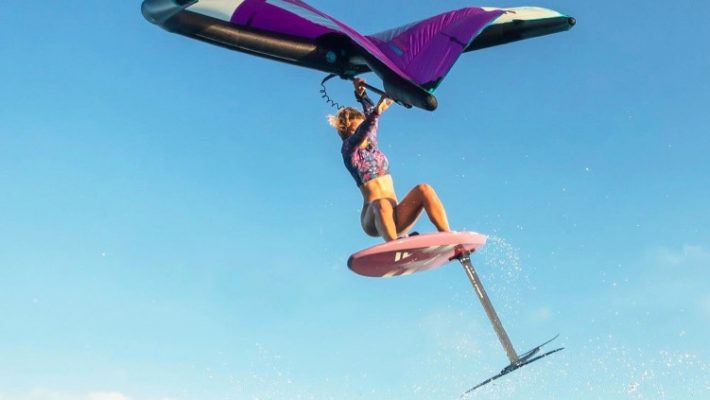 Débuter en wingfoil: les conseils de Paula Novotna - TotalWing