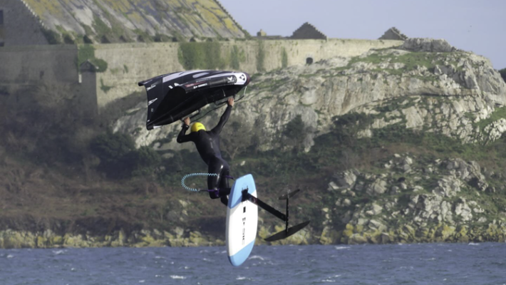 Du SUP Race au wingfoil : retour sur le matos wing SIC Maui avec Ethan ...