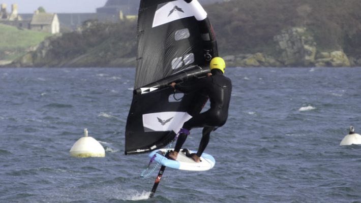 Du SUP Race au wingfoil : retour sur le matos wing SIC Maui avec Ethan ...