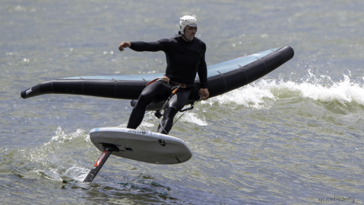 SUNOVA Aviator Wing and custom foilboards : the review with Sven Mayer - TotalWing