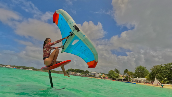 Starboard iGnite Wing : la review d’Enoha Laurent, championne du monde ...